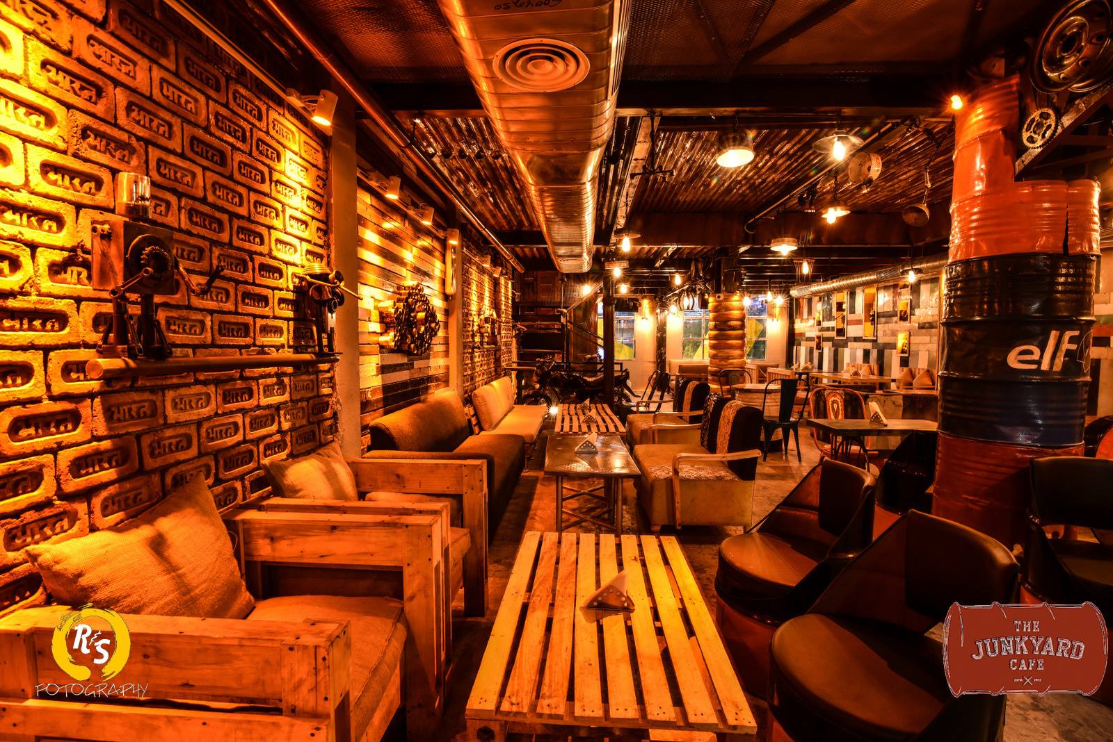 Restaurant Review: Junkyard Cafe, Rajouri Garden - ChicLifeByte